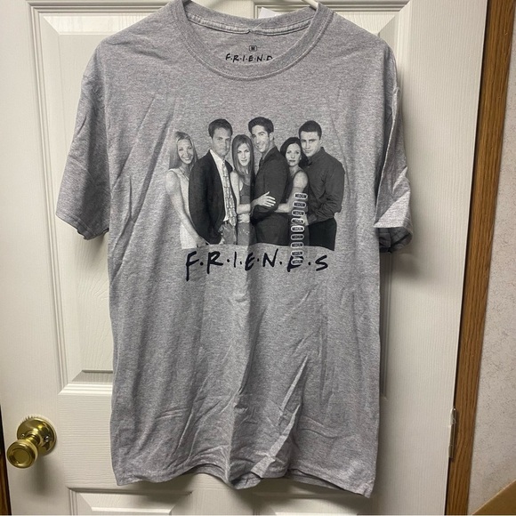 Ripple Junction | Tops | Nwt Ripple Junction Friends Medium Gray Shirt ...